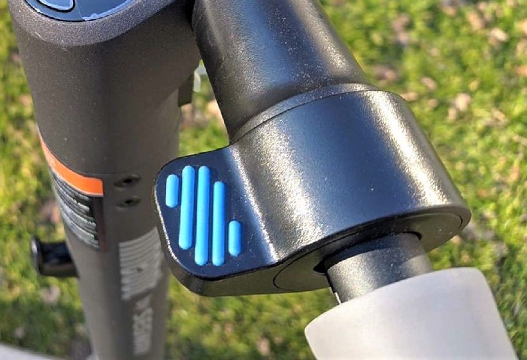Segway Ninebot ES2 Review - Hand-on Tested In 2026